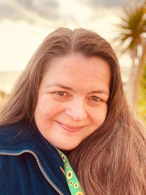 Bowel and Vaginal Cancer and Acoustic Neuroma with Karen Bucknall