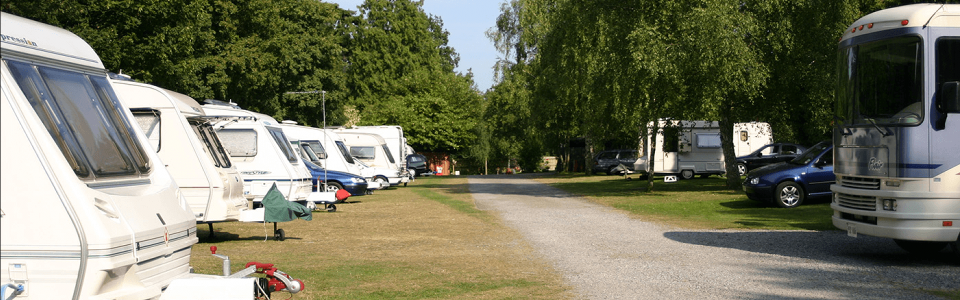 Visit: Slinfold Caravan and Motorhome Club Campsite